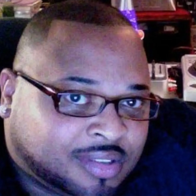 Obituary of Sean L. Johnson J.R. - Louisville Kentucky | OBITUARe.com